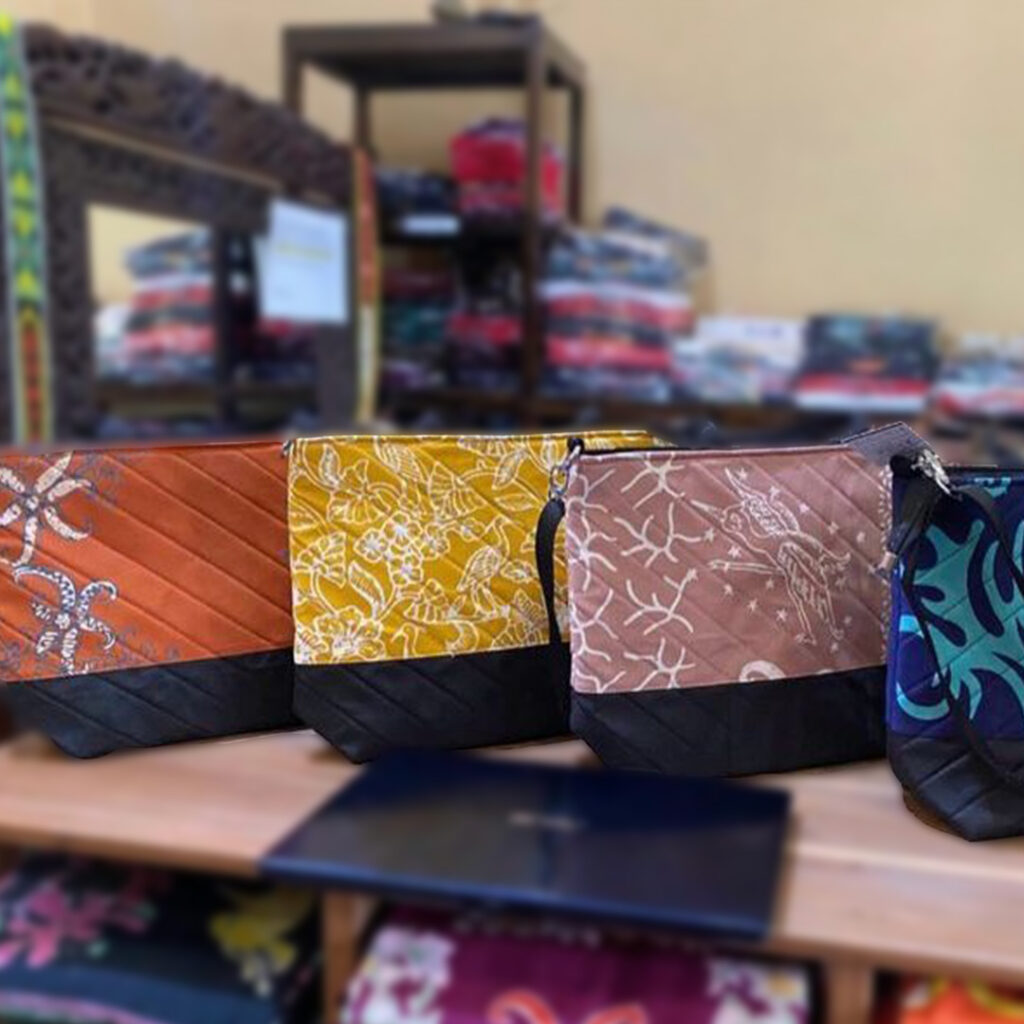 Produk - Batik Kuntul Perak